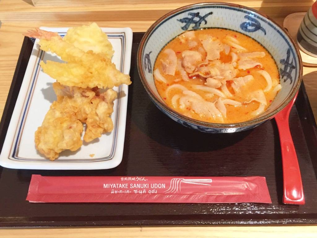 รีวิว Miyatake Sanuki Udon Empire Tower - อุด้งเส้นสดเหนียวหนึบหนับ ...