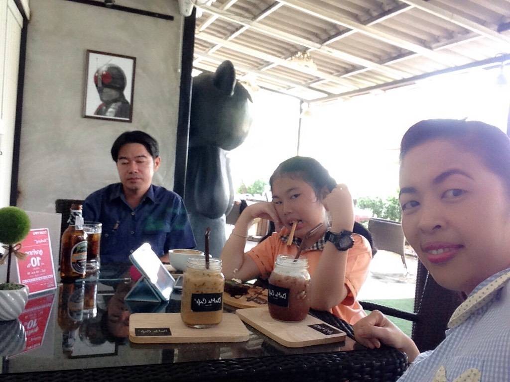 รีวิว DaMa Cafe' - บรรยากาศดี ติดแม่น้ำกก