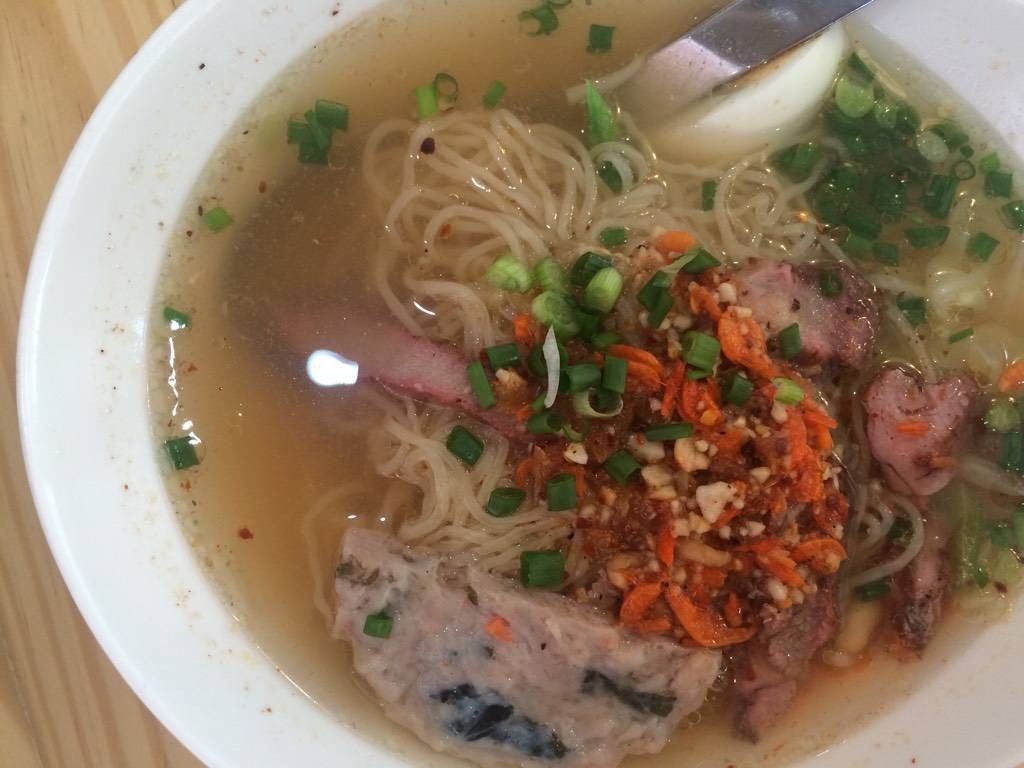 รีวิว Mee Ok (หมี่โอเค) สามย่าน - ไฮไลท์อยู่ที่เส้น