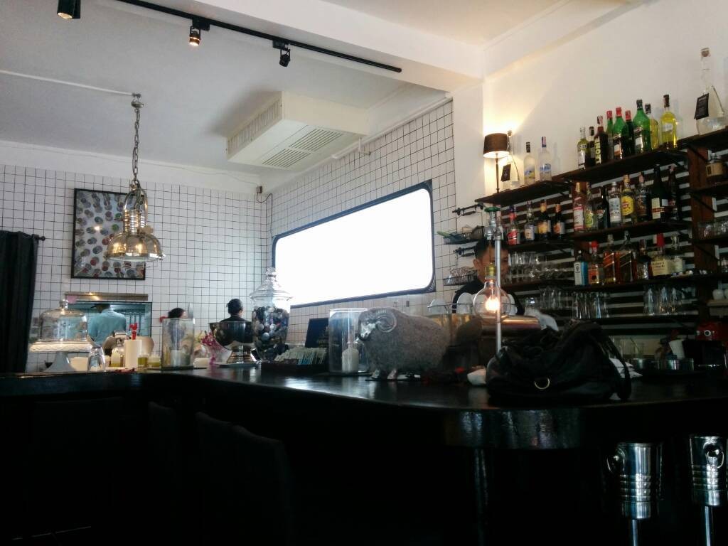 รีวิว Moko Coffee & Eatery - อร่อยเกินความคาดหมาย บรรยากาศสบายๆ ชิลๆ