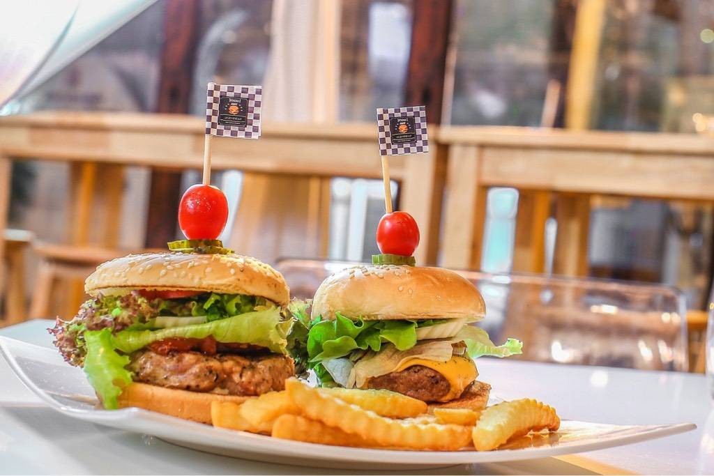 รีวิว M.O.U. Bike Burgers - พลาดไม่ได้สายหมอบ