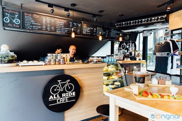 ร้าน All Ride Cafe Gateway เอกมัย | รีวิวร้านอาหาร - Wongnai