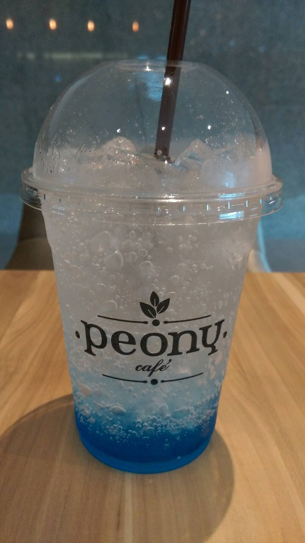 รีวิว peony cafe Empire Tower - คาเฟ่ เล็กกะทัดรัด นั่งสบาย