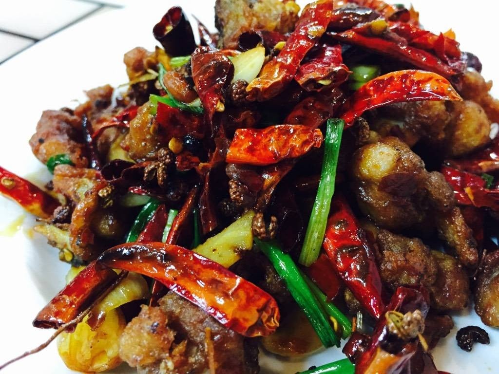 รีวิว Fu Man Lou - อาหารจีนสไตล์เสฉวนย่านพัทยา