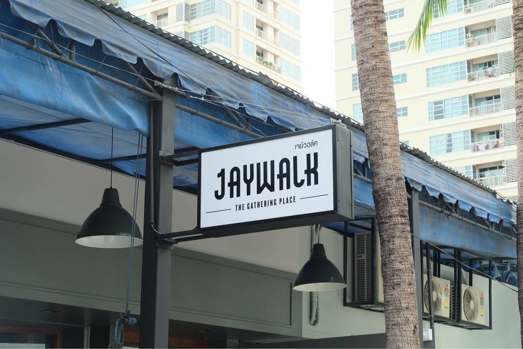 รีวิว Jaywalk Cafe Cocowalk Ratchathewi - สาจาใหม่ใกล้กว่าเดิม 😁