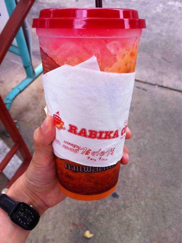 รีวิว Rabika Coffee ปั๊มเอสโซ่สาขาปิ่นเกล้าขาออก - ซื้อชากาแฟก่อนออกเดินทาง