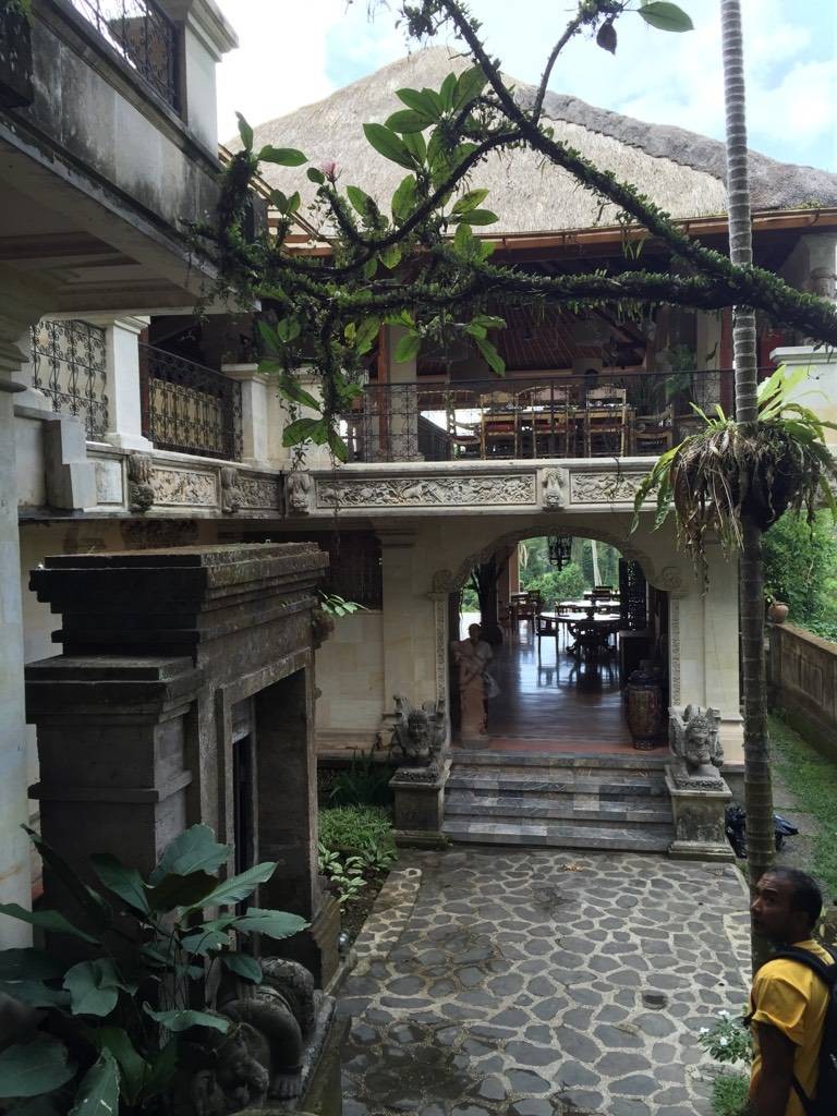 รีวิว Indus Restaurant Ubud - วิวดีงามมาก อาหารโอเค - Wongnai