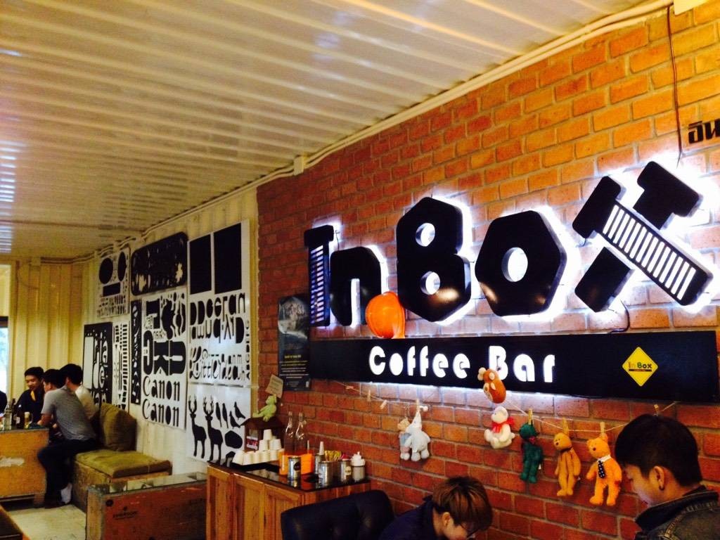 รีวิว Inbox Coffee Bar - ร้านที่เก๋ จิบชายยามอากาศร้อน