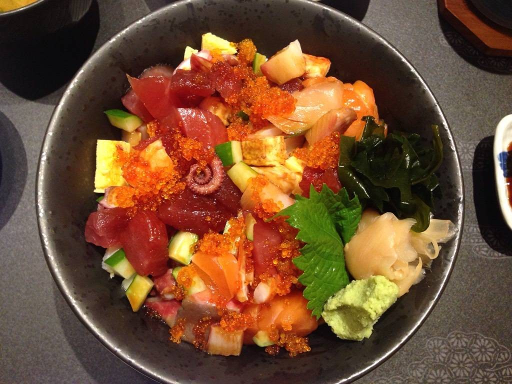 [รีวิว] ร้าน Honmono Sushi เซ็นทรัลเวิลด์ | เมนูแนะนำ รูปภาพ ราคา