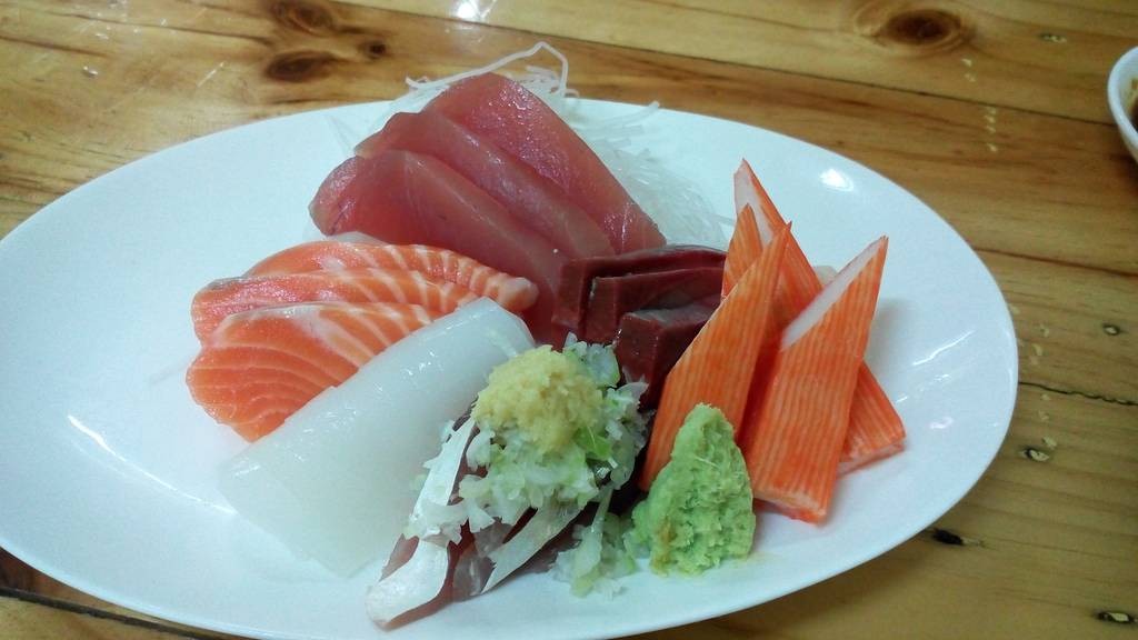 รีวิว RAKUMI คลองสามวา - อย่าลืมลองทานซูชิ!!! เด็ดจริง