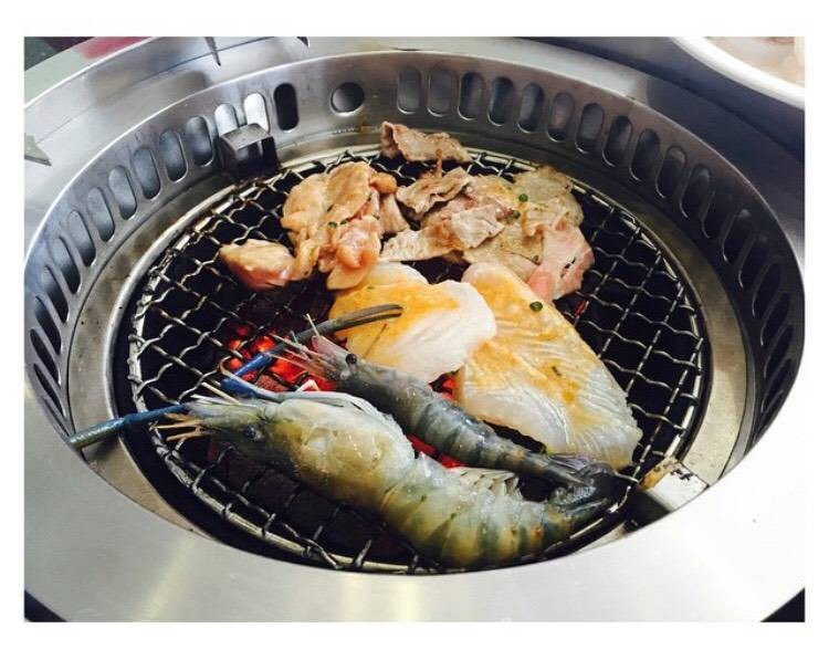 รีวิว Yaki Yaki Barbeque Buffet Restaurant - บุฟเฟ่ต์อร่อยๆ