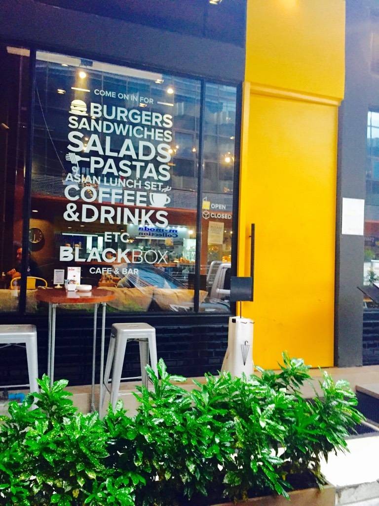 รีวิว BLACK BOX Cafe & Bar - มื้อเช้าอีกร้าน ในวันฝนพล่ำๆ