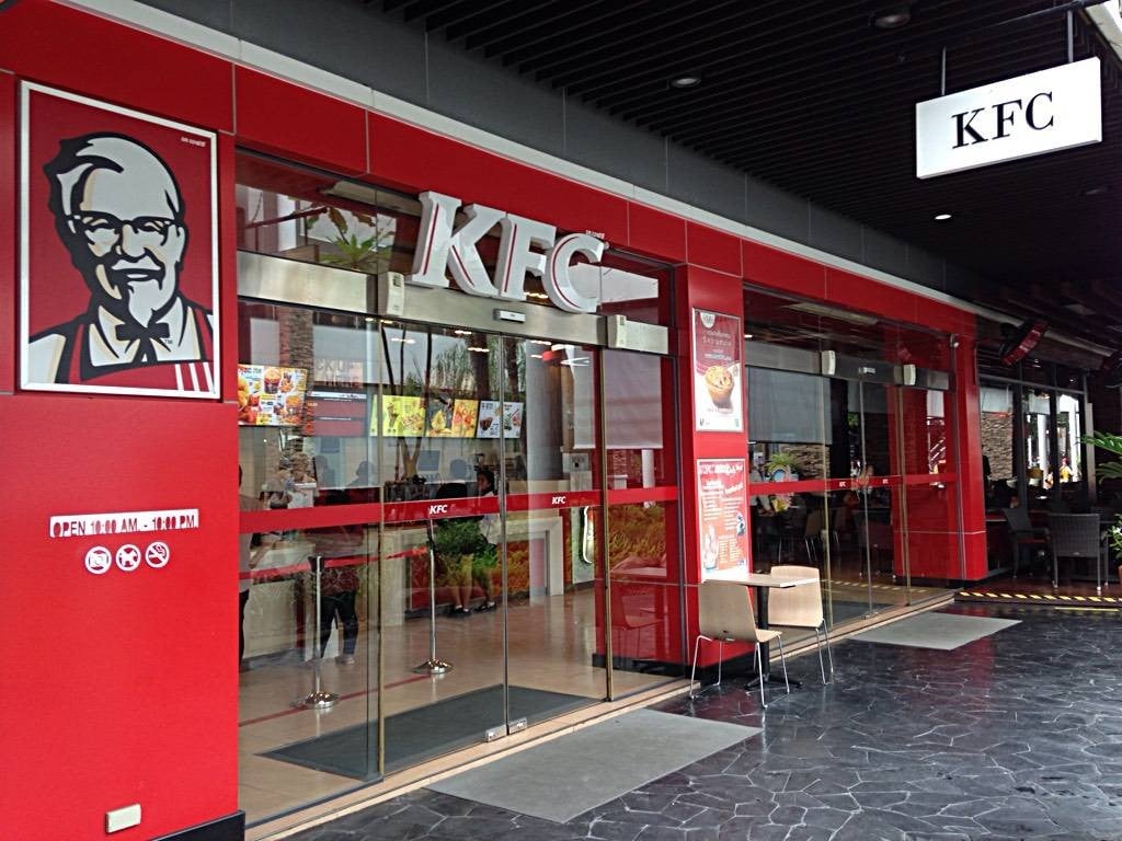 รีวิว KFC Habour Land Mege Bangna - ไก่ผู้พัน Hot & Spicy ที่ทุกคนติดใจ ...