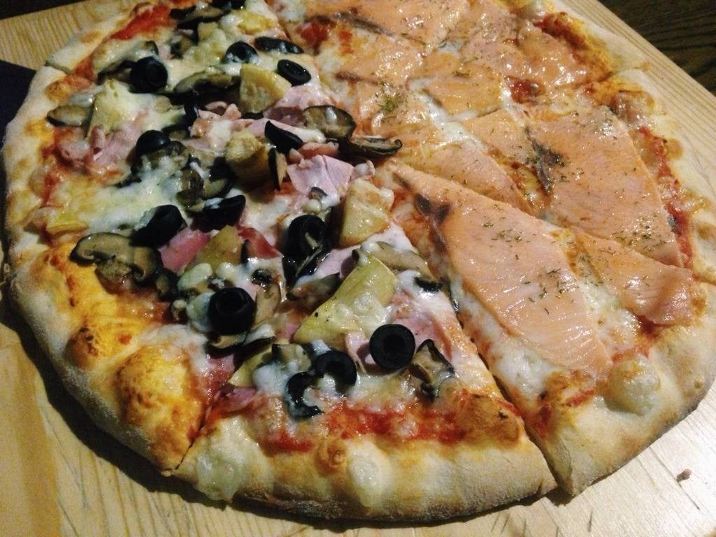 10 ร้านอาหารเจ้าเด็ด ย่านลำลูกกา มื้อนี้ฟินกระจาย!