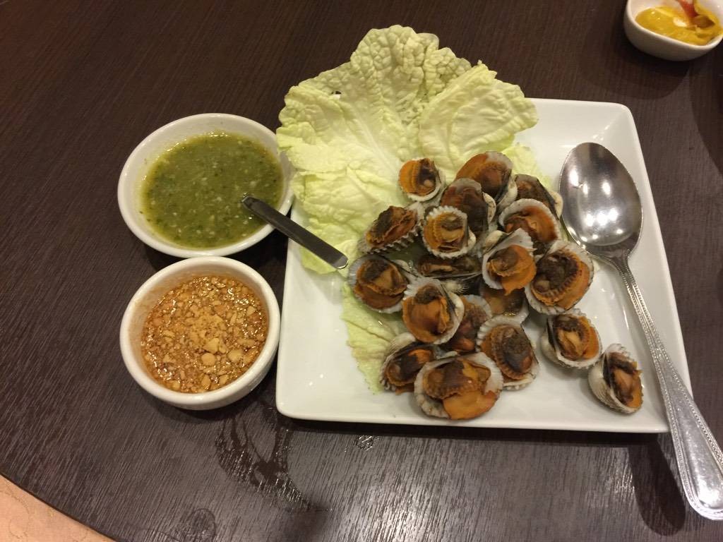 รีวิว Ploen Restaurant - ร้านอาหารทะเล ดั้งเดิม ย่านรัชโยธิน - Wongnai
