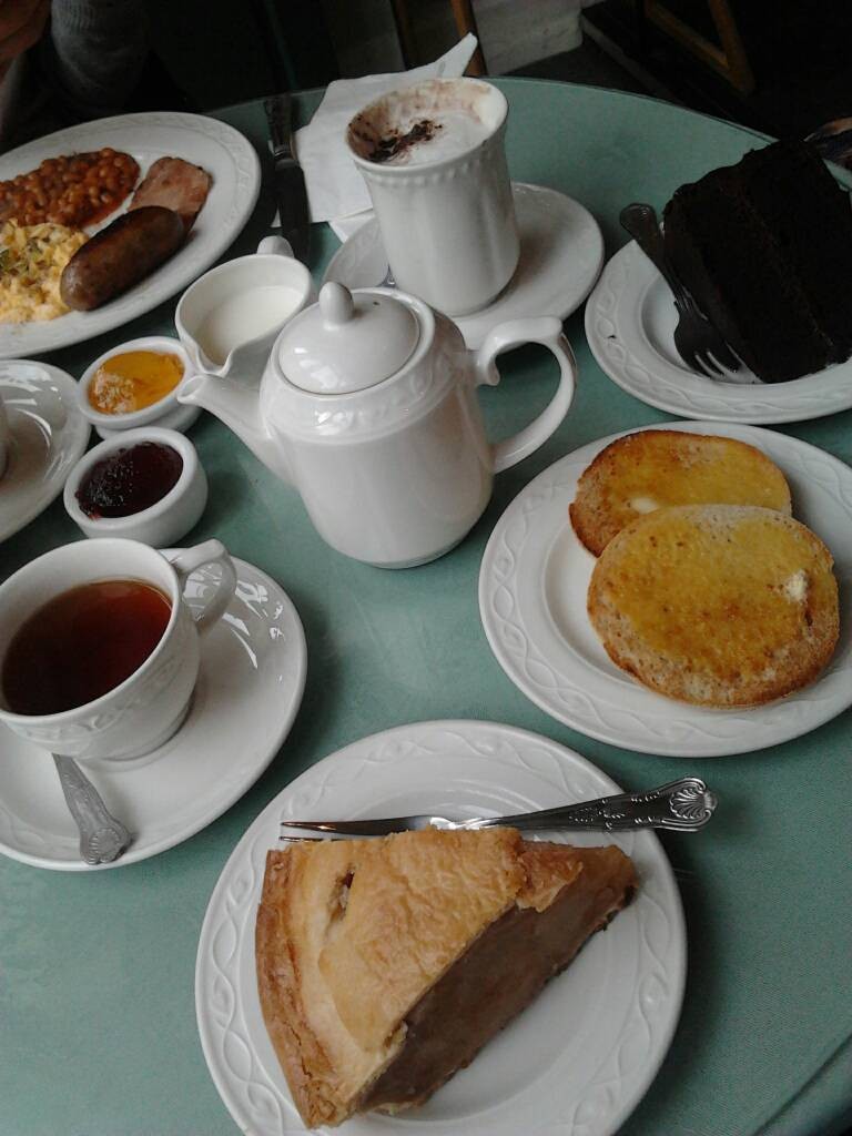 รีวิว The Muffin Man Tea Shop - My Favourite English Breakfast
