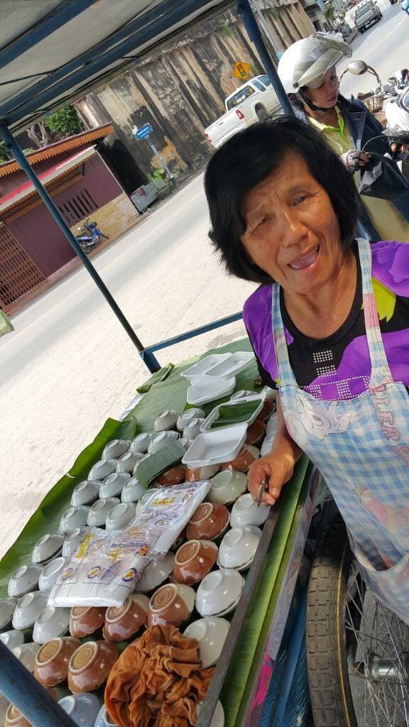 รีวิว ป้าสาว ขนมถ้วยตะไล - ชิ้นใหญ่มาก อร่อยมาก ต้นตำรับ กินมาตั้งแต่ ...