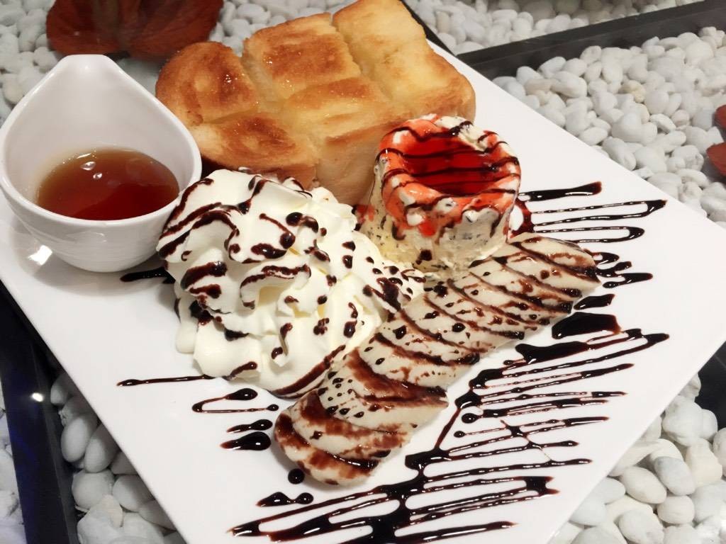 ร้าน DK Cafe | รีวิวร้านอาหาร