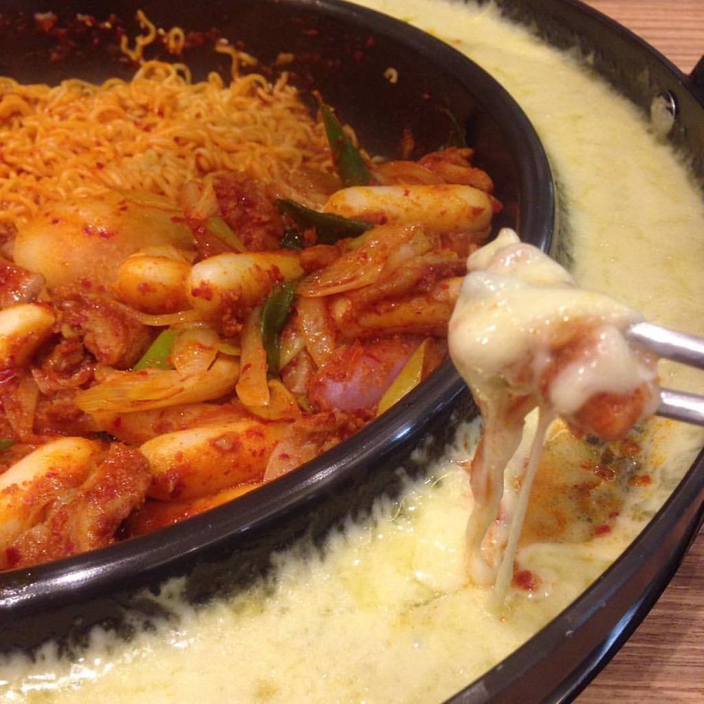 รีวิว Yoogane Future Park Rangsit - ชีสเยิ้มมมม แต่ว่าใบงาขาดตลอดเลย