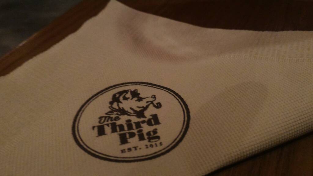 รีวิว The Third Pig - ร้านกึ่งบาร์ อาหารสไตล์ฟิวชั่น