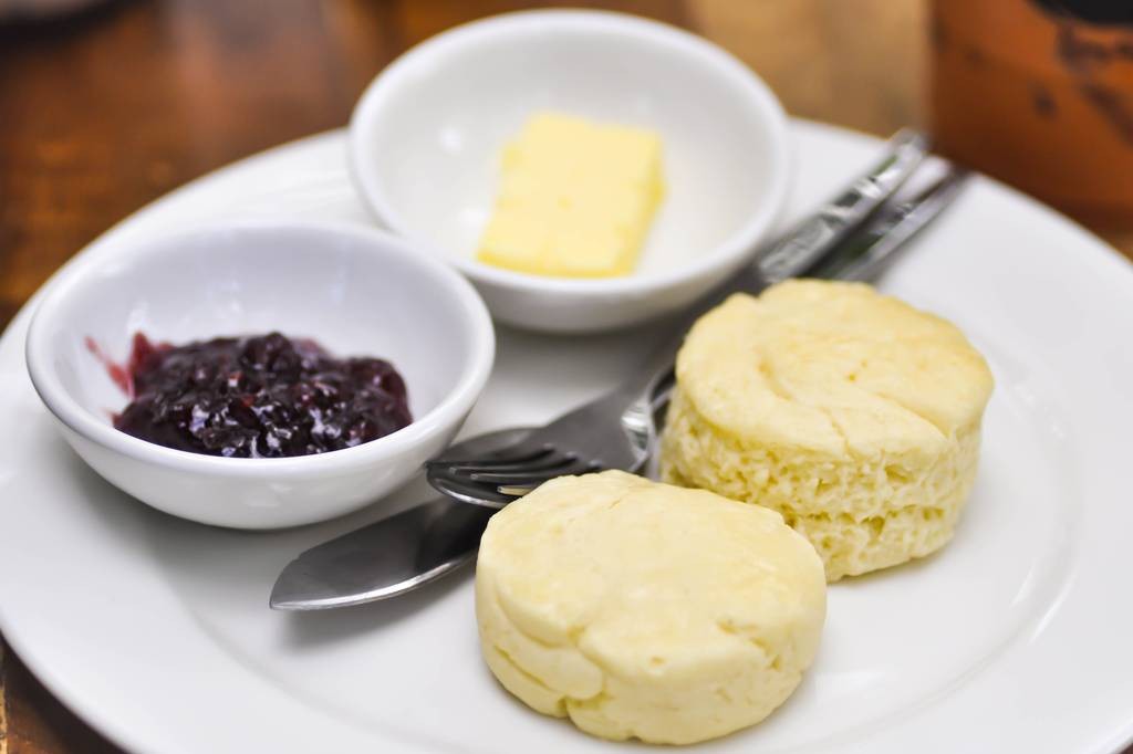 รีวิว BEGIN AGAIN Cafe' - ร้านใหม่ สวย บรรยากาศดี