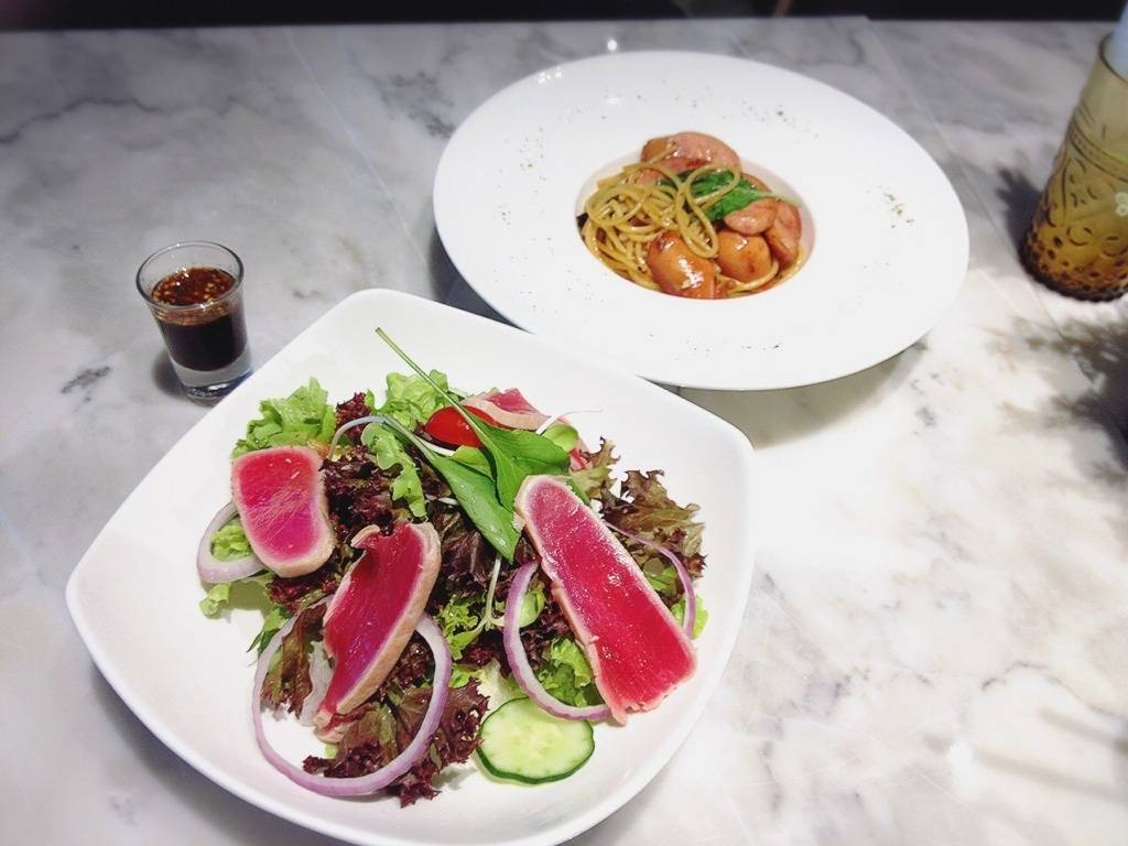 รีวิว Checkmate Cafe CentralPlaza WestGate - กระดานนี้รุกฆาต! ร้านสุด ...