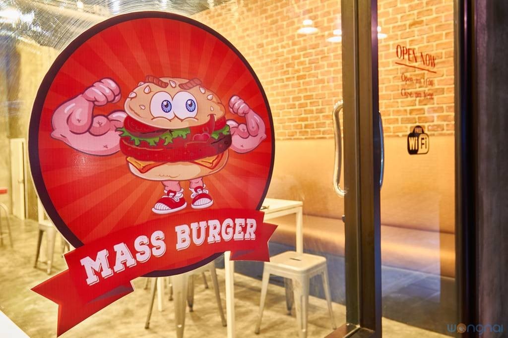 รีวิว Mass Burger - สูตรลับที่ไม่ซ้ำแบบใคร Mass Burger เบอร์เกอร์แบรนด์ ...