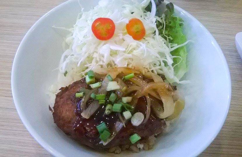 รีวิว ข้าวหน้าโคตรเนื้อโชนัน Big C Rama 2 - ข้าวหน้าแฮมเบิร์กหมู อร่อย ...