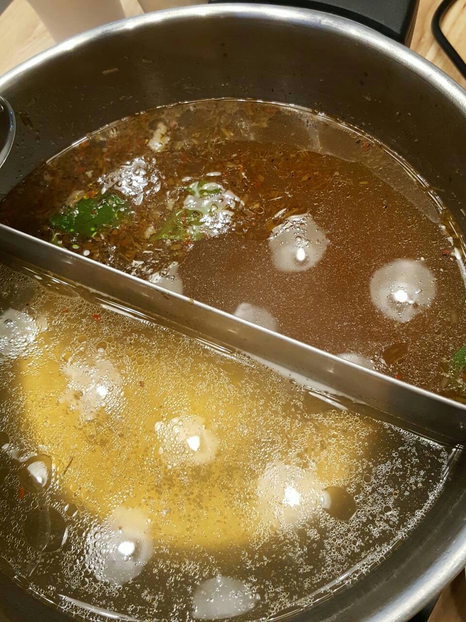 รีวิว Pot Station ชาบูแจ่วฮ้อน - ราคาไม่แพง น้ำซุปแปลกกว่าที่อื่น ...