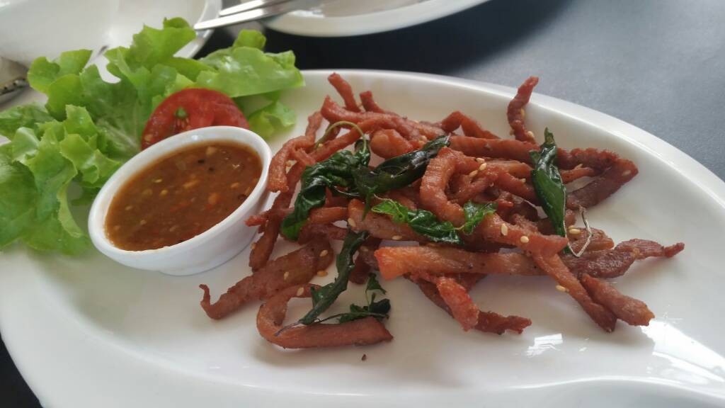 รีวิว ส้มตำฮัลโหลโซลาว Hello Solao - อาหารรสชาติธรรมดา บริการน่าจดจำ ...