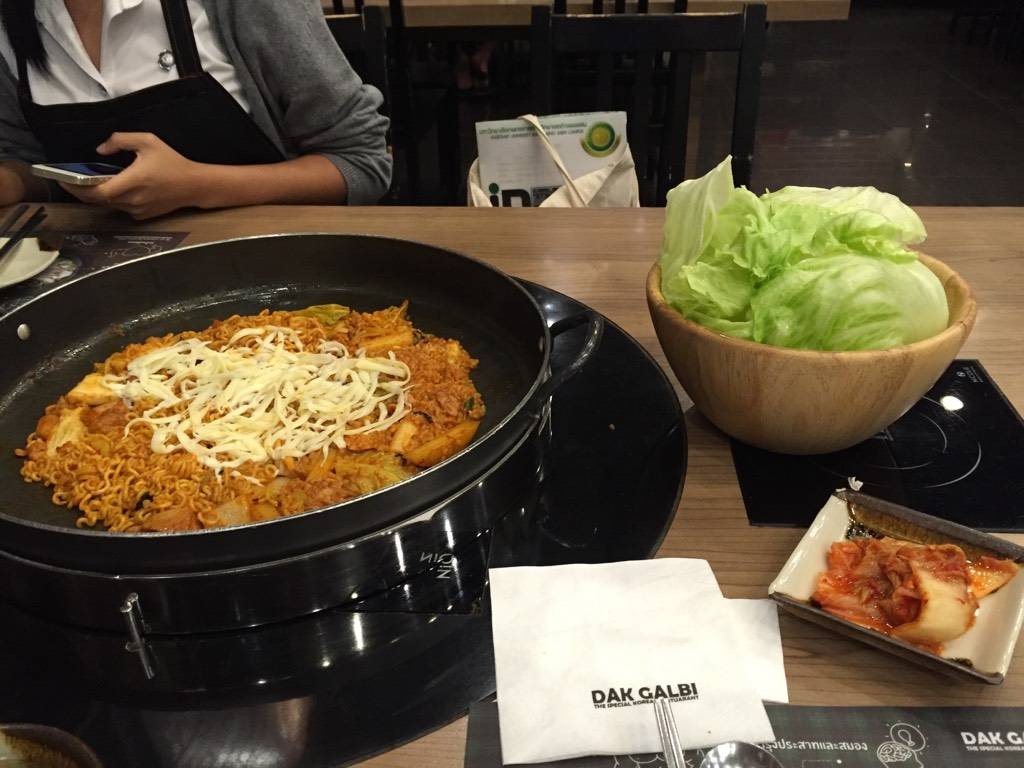 รีวิว Dak Galbi ฟิวเจอร์ พาร์ค รังสิต (ชั้น G) - อาหารเกาหลีราคาพอรับได้ บริการรวดเร็ว