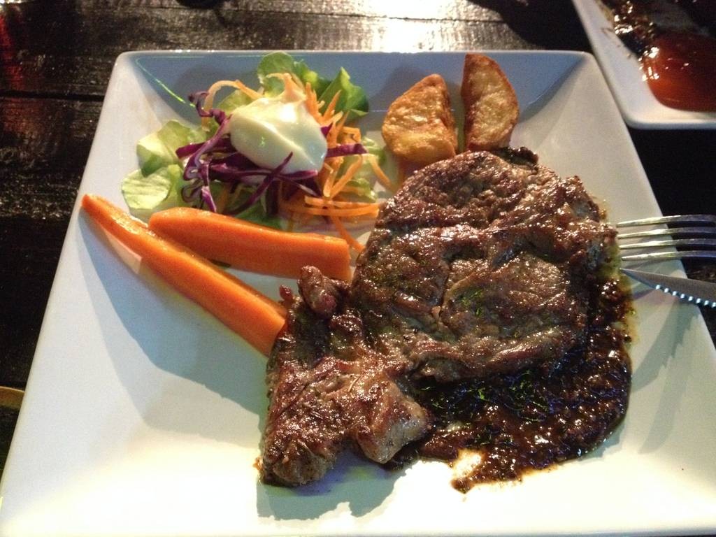 [รีวิว] ร้าน Bison Steak House | เมนูแนะนำ รูปภาพ ราคา - Wongnai