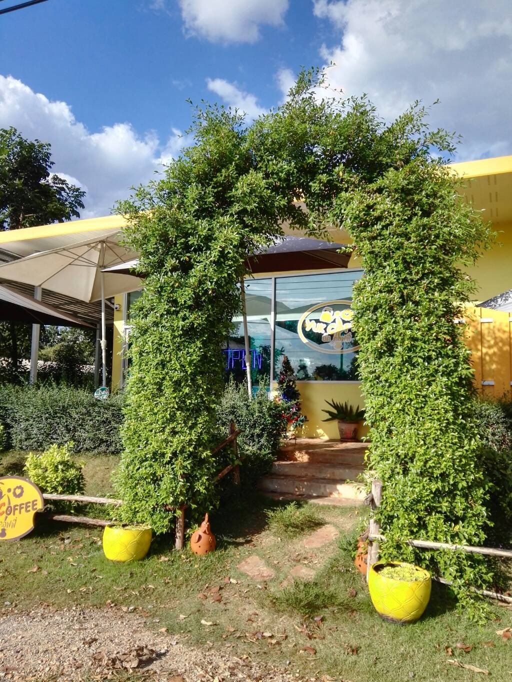 รีวิว Yuk Coffee - ที่พักเล็กๆ ชิวๆ เติมพลังระหว่างทาง