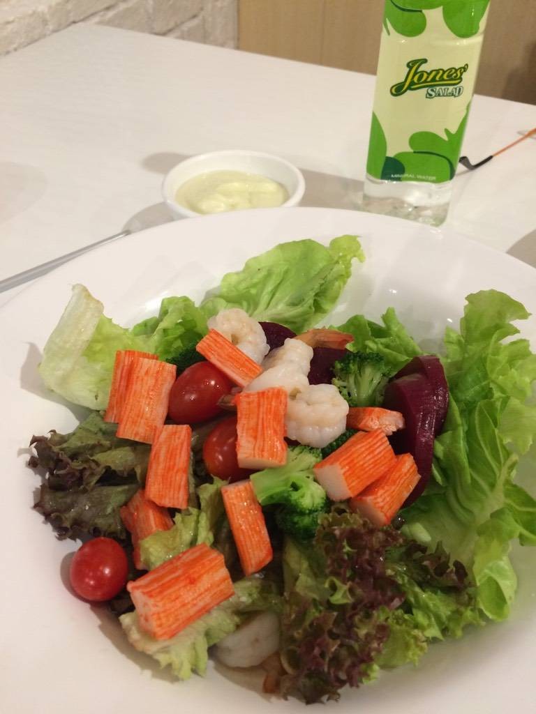 รีวิว Jones' Salad เซ็นทรัลพลาซา เวสต์เกต - อีกทางเลือกสำหรับคนที่อยาก ...