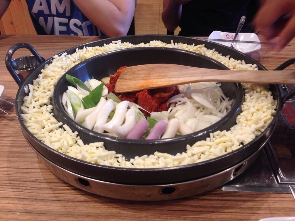 รีวิว Yoogane สยามสแควร์ - ดัคคัลบีสไตล์หลี มีสลัดบาร์พร้อมเครื่องเคียง