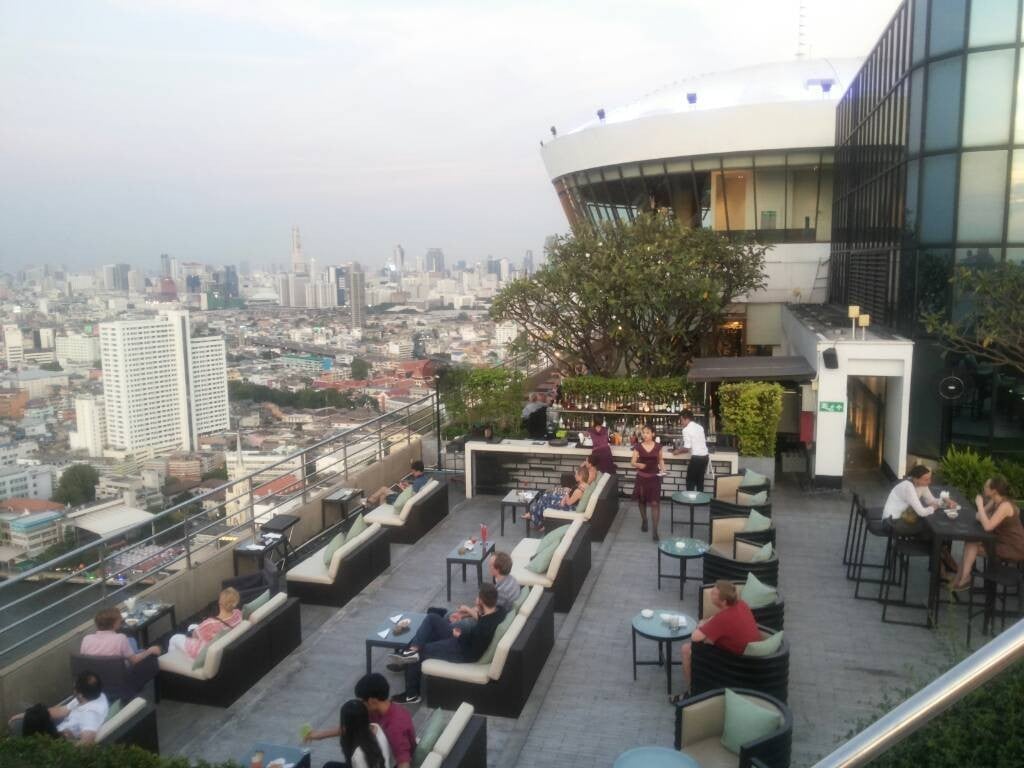 รีวิว Three Sixty Lounge Millennium Hilton Bangkok Hotel - บรรยากาศท้องฟ้า กลางกรุง กับ ...