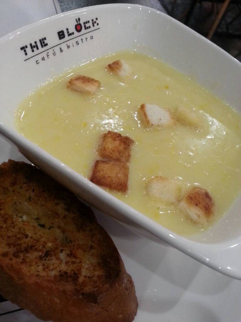 รีวิว The Block Café & Bistro - ก็โอเคนะ ทานได้