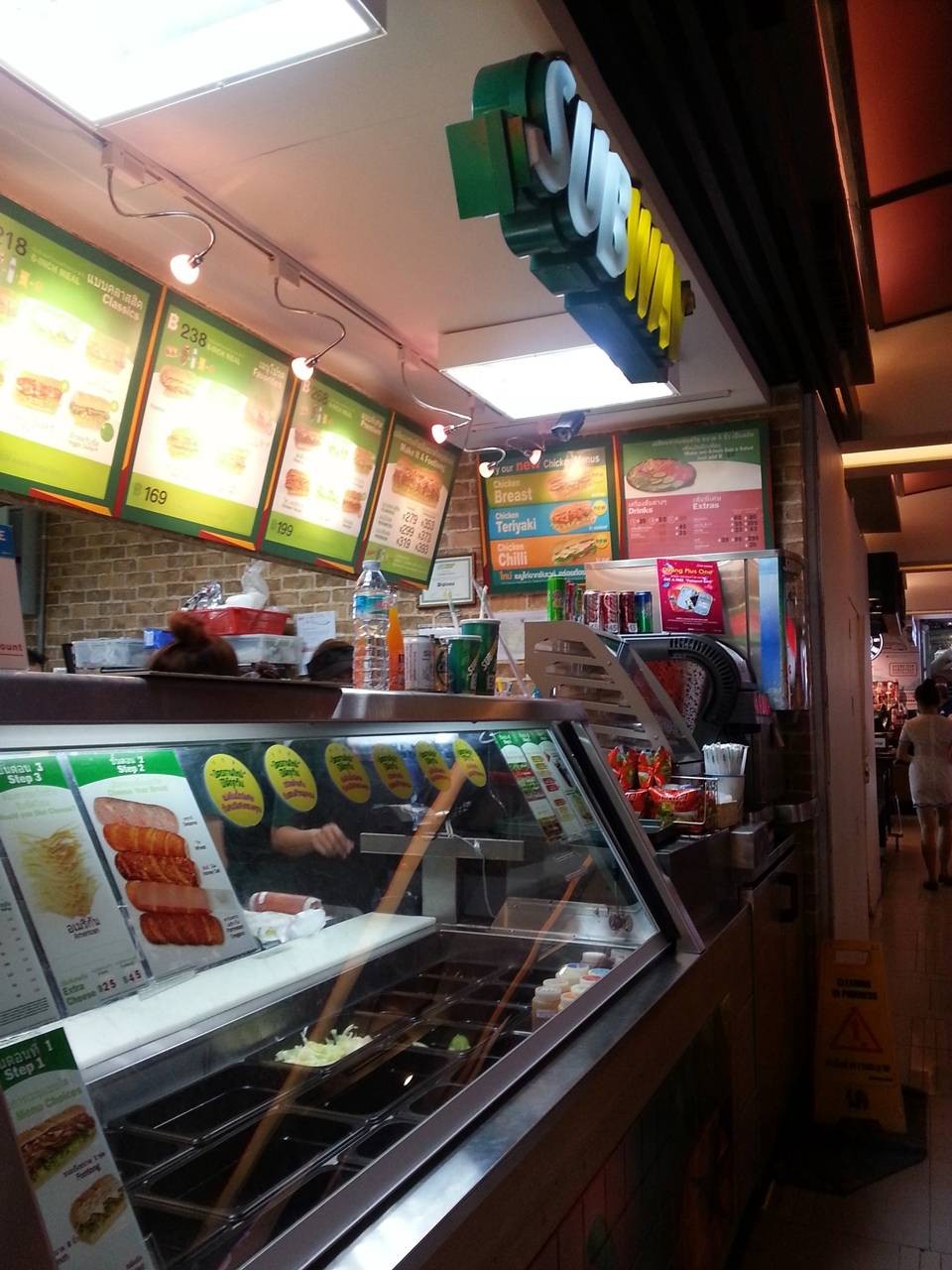 รีวิว Subway Food corner สนามบินสุวรรณภูมิ - รองท้องก่อนขึ้นเครื่องด้วย ...