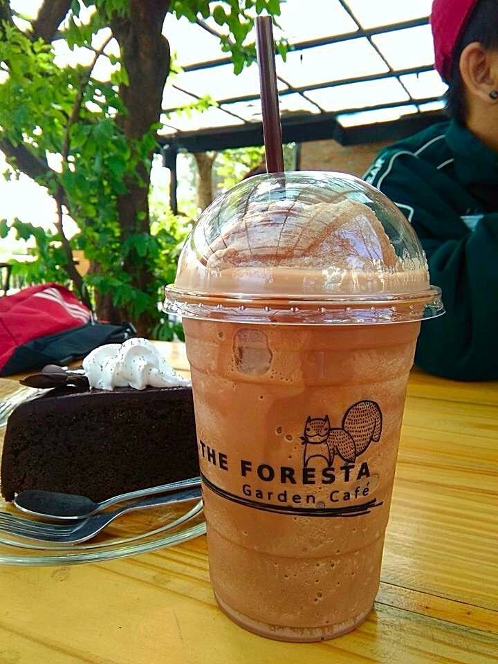 รีวิว ร้านกาแฟ The Foresta Garden Cafe' - Coffee in the garden - Wongnai