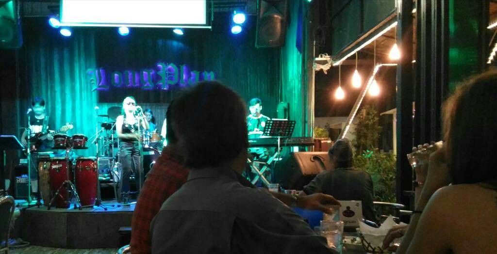 ร้าน Long Play | รีวิวร้านอาหาร - Wongnai