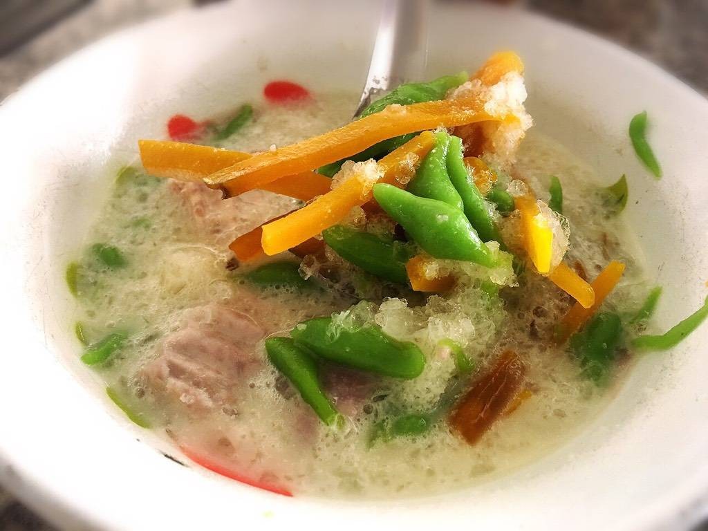 รูป ร้านอาหารนัดพบ ถนนพิบูลสงคราม