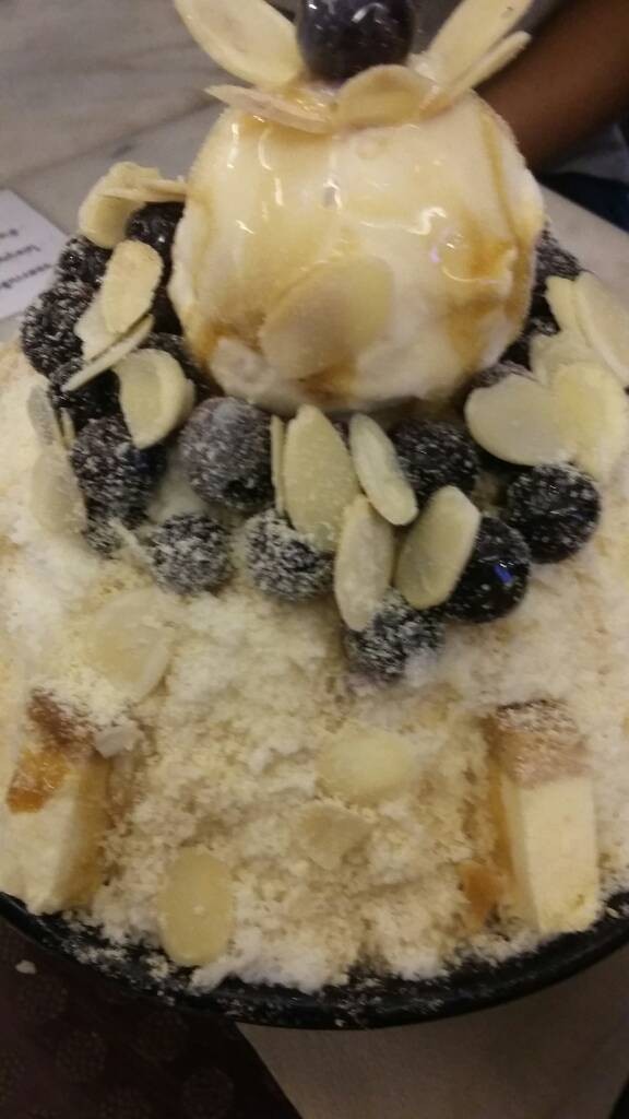 รีวิว SNOW TREE Korean Dessert Cafe Esplanade - ว้าวๆๆๆ ละลายในปาก