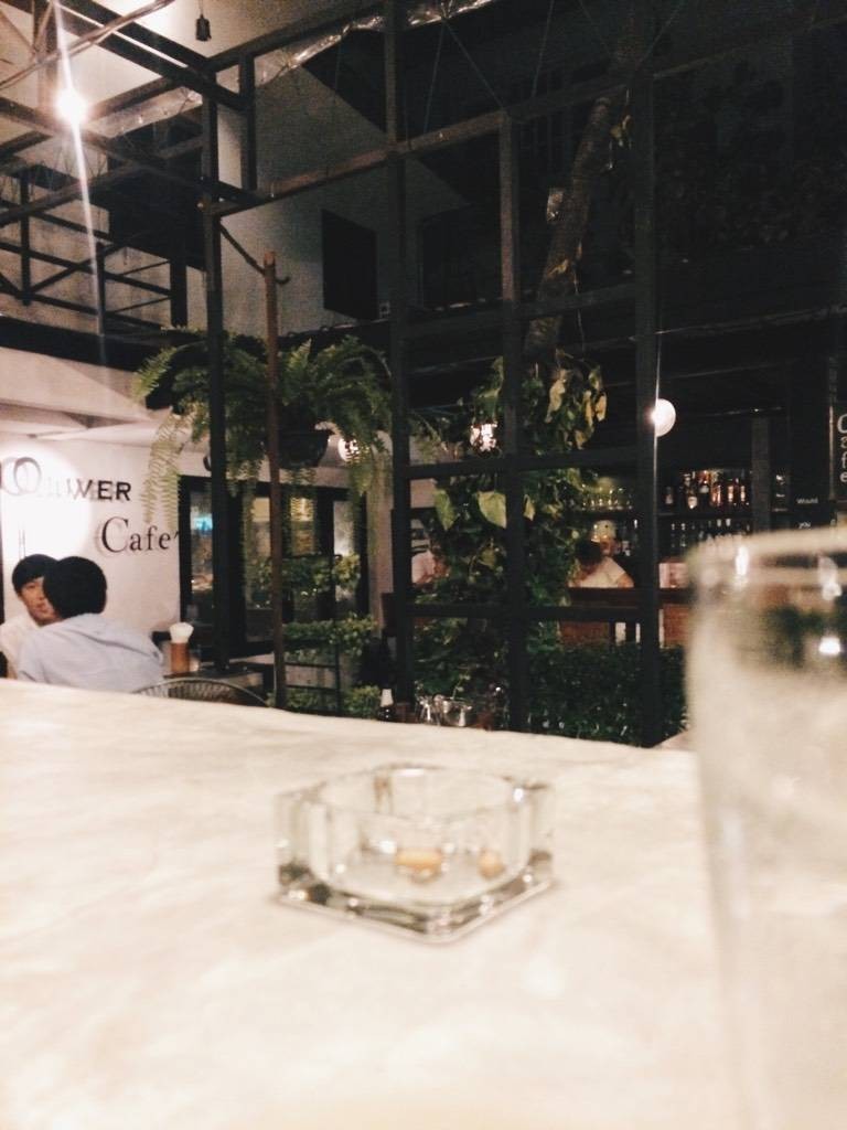 รีวิว Oliver Cafe' - ร้านบรรยากาศอบอุ่นมากกกกๆ ร่มรื่ม ตกแต่งสวยงาม ตอน ...