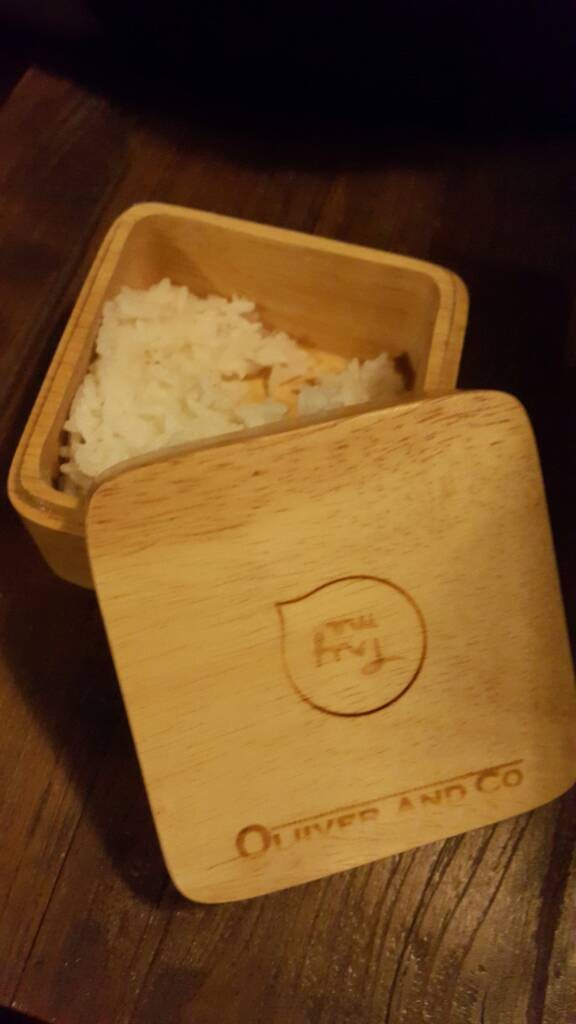 รีวิว Oliver Cafe' - บรรยากาศชิวเป็นกันเองเหมือนอยู่บ้าน อาหารอร่อย ...