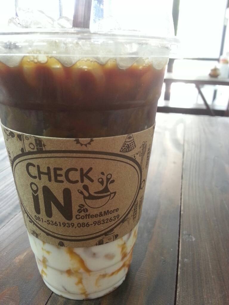 รีวิว Check In Coffee & More - ร้านกาแฟอร่อยๆ ราคาไม่แพง