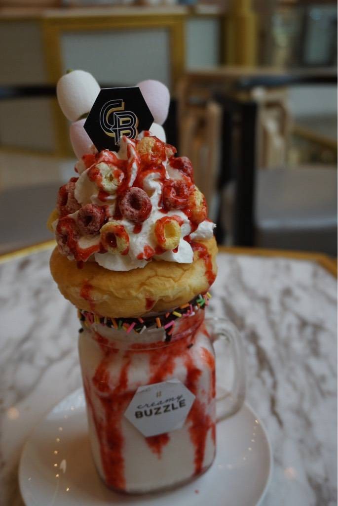 รีวิว Creamy Buzzle ครีมมี่ บัสเซิล - ไอศครีมโยเกิร์ตอร่อย หน้าตาสวยดี ...