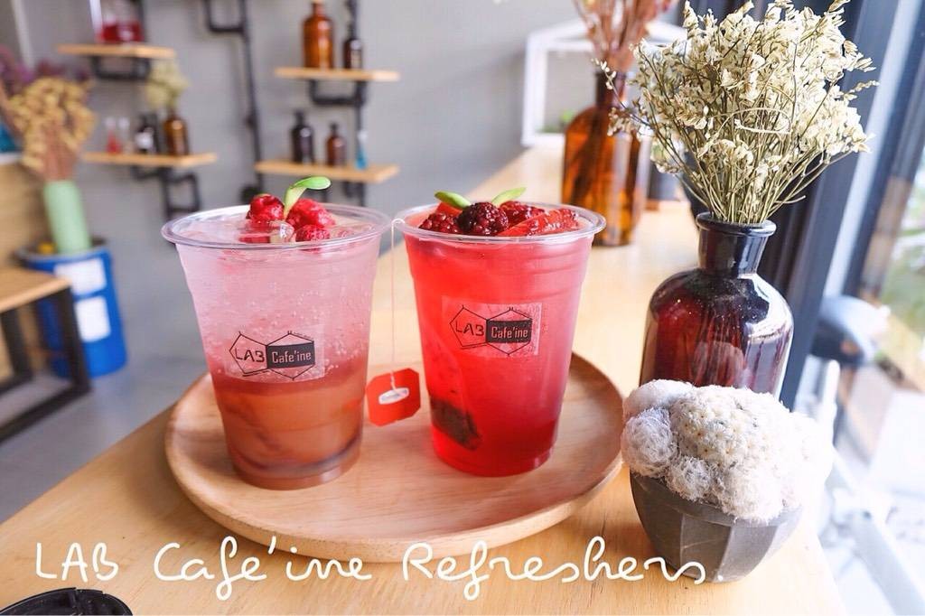 รีวิว LAB Cafe'ine - ห้องทดลองแห่งความสุข