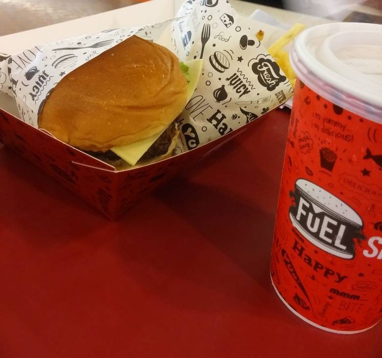 ร้าน Fuel Shack SURIA KLCC | รีวิวร้านอาหาร