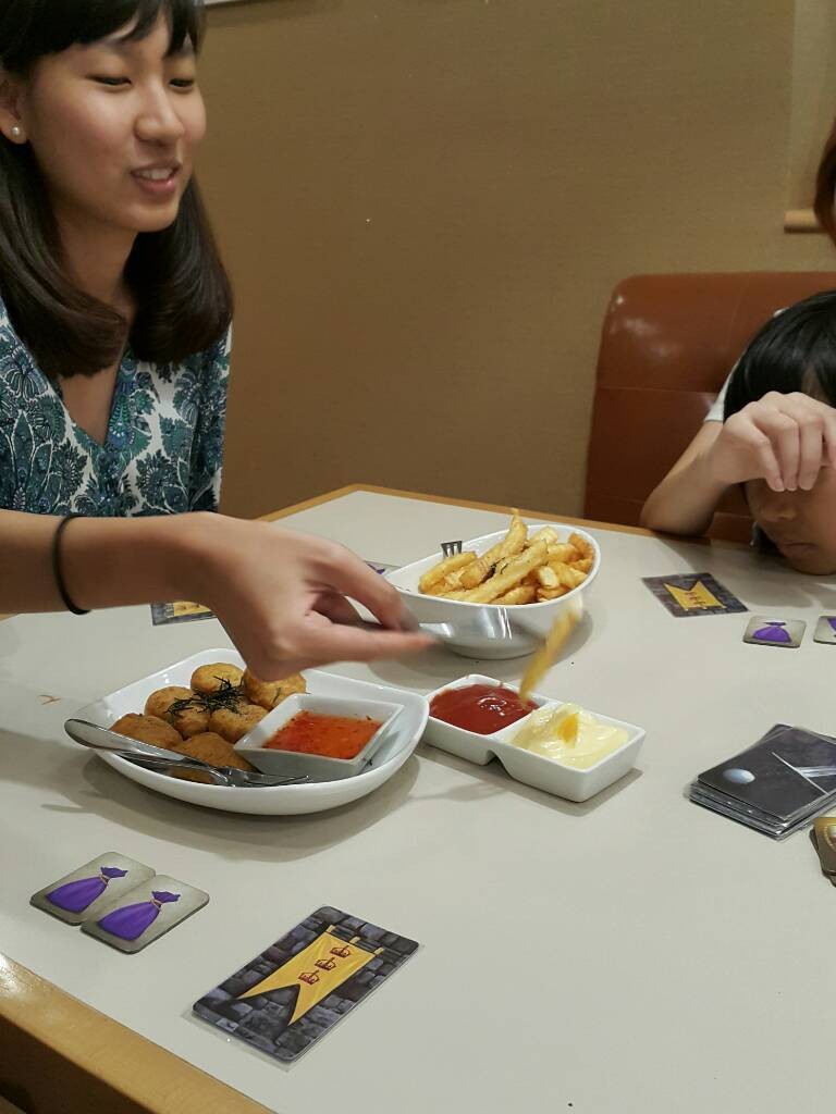 ร้าน Meeples & More Board Game Cafe | รีวิวร้านอาหาร