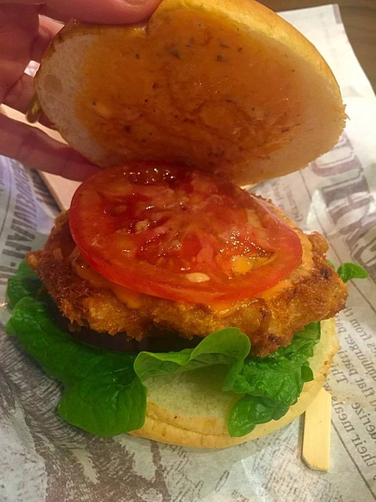 ร้าน BURGER HUNTER incheon international airport | รีวิวร้านอาหาร - Wongnai